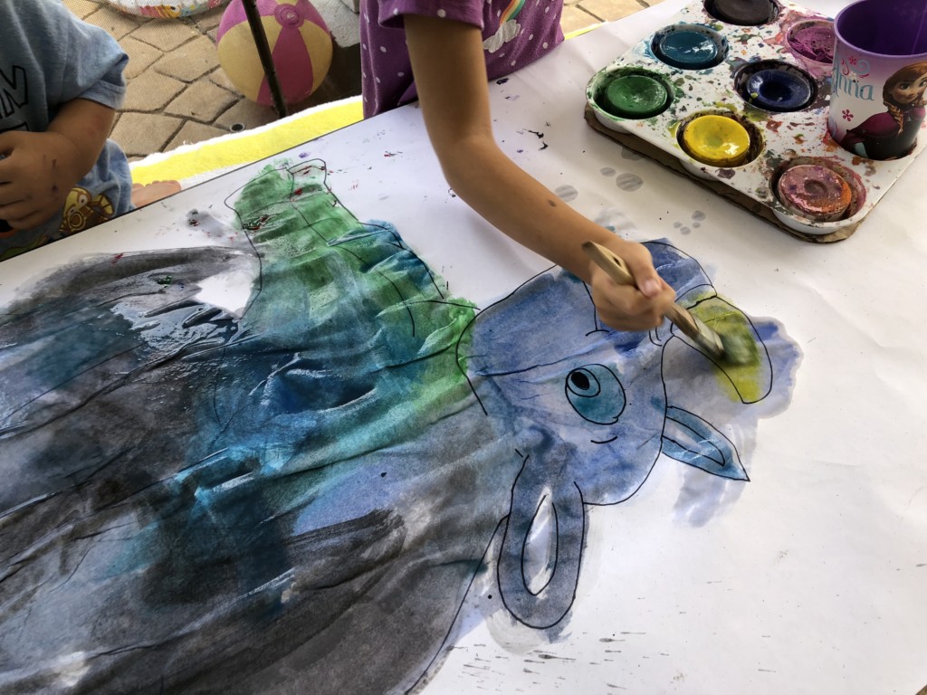 How to Create a Family Painting Without Tears