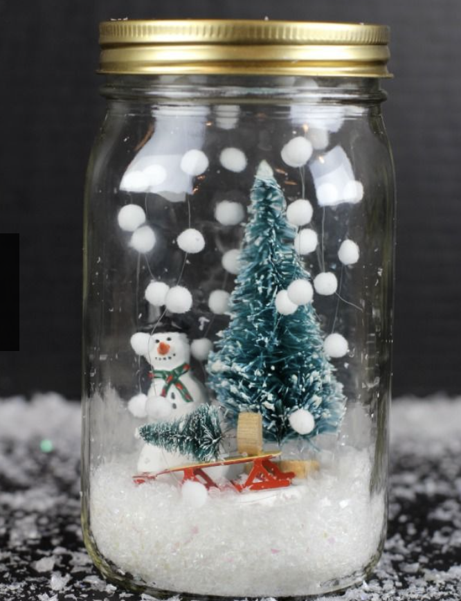 Top 10 Holiday Crafts to Make at Home with Kids!