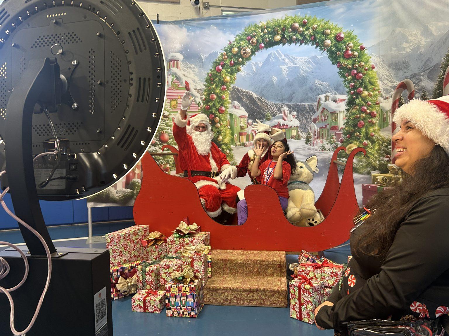 Cox Communications Spreads Holiday Cheer at Breakfast with Santa in ...